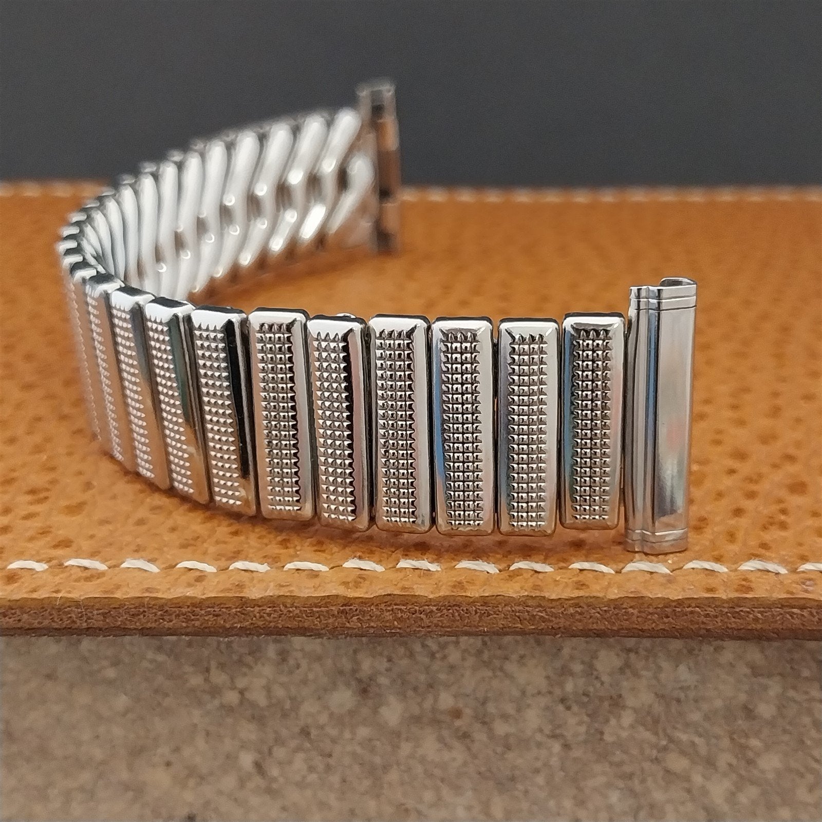Stainless Steel Hadley USA Short Expansion Vintage Watch Band 19mm 18m ...