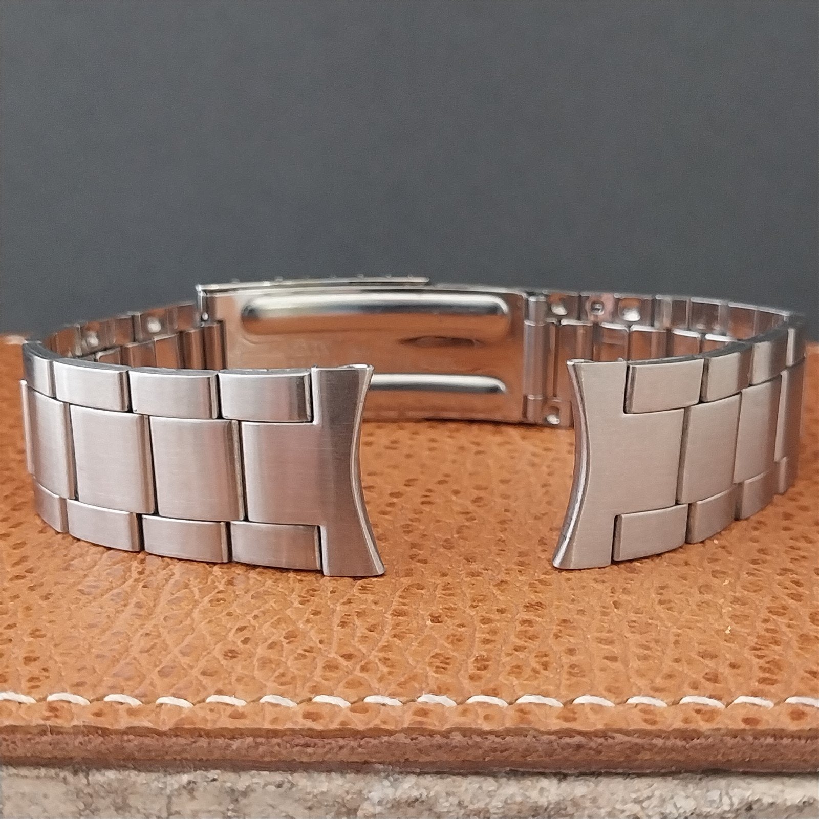 19mm Stainless Steel Drema Kevin Deployment 1960s Unused Vintage Watch ...
