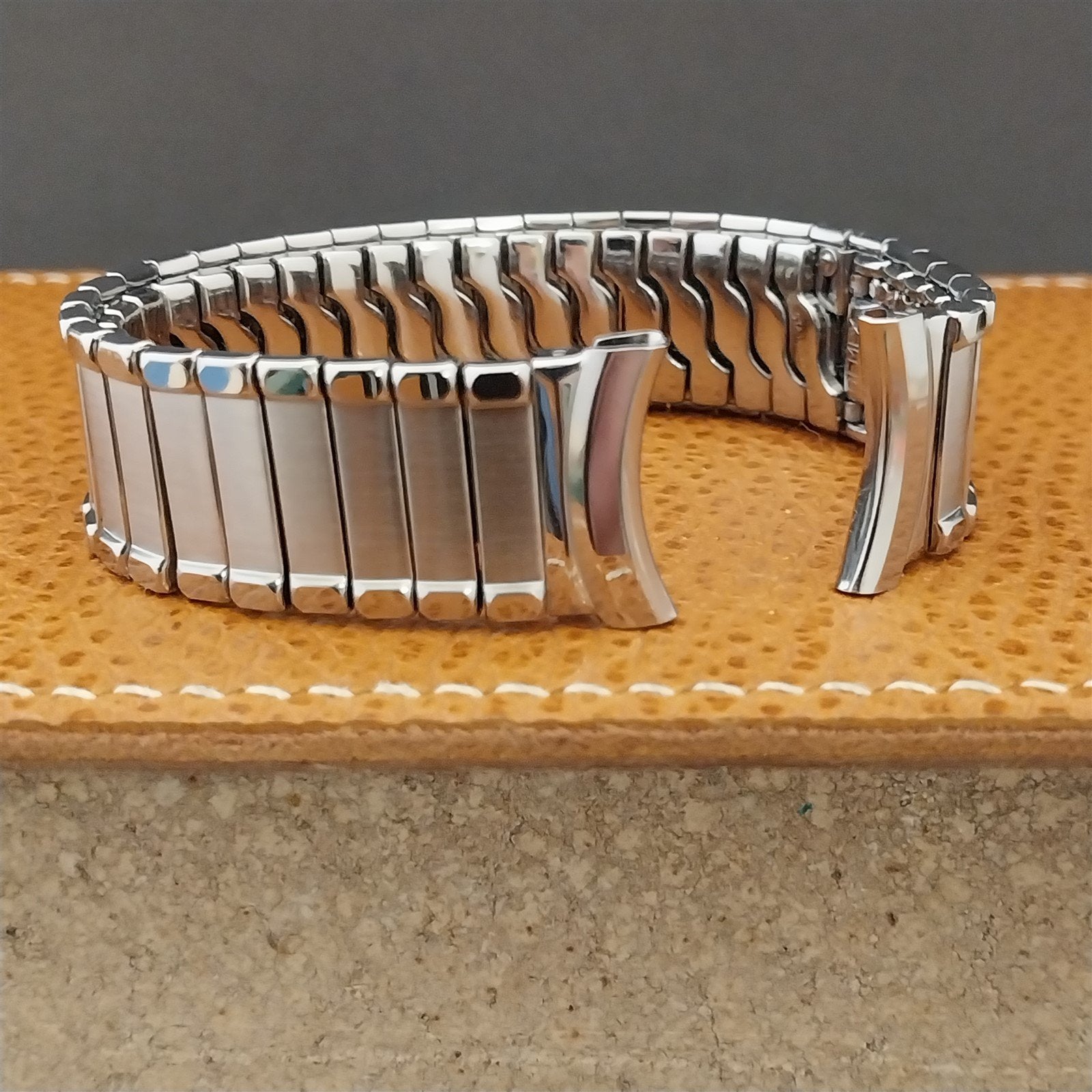 Wide 19mm 18mm 17.2mm Stainless Steel Gemex 1950s Unused Vintage Watch ...