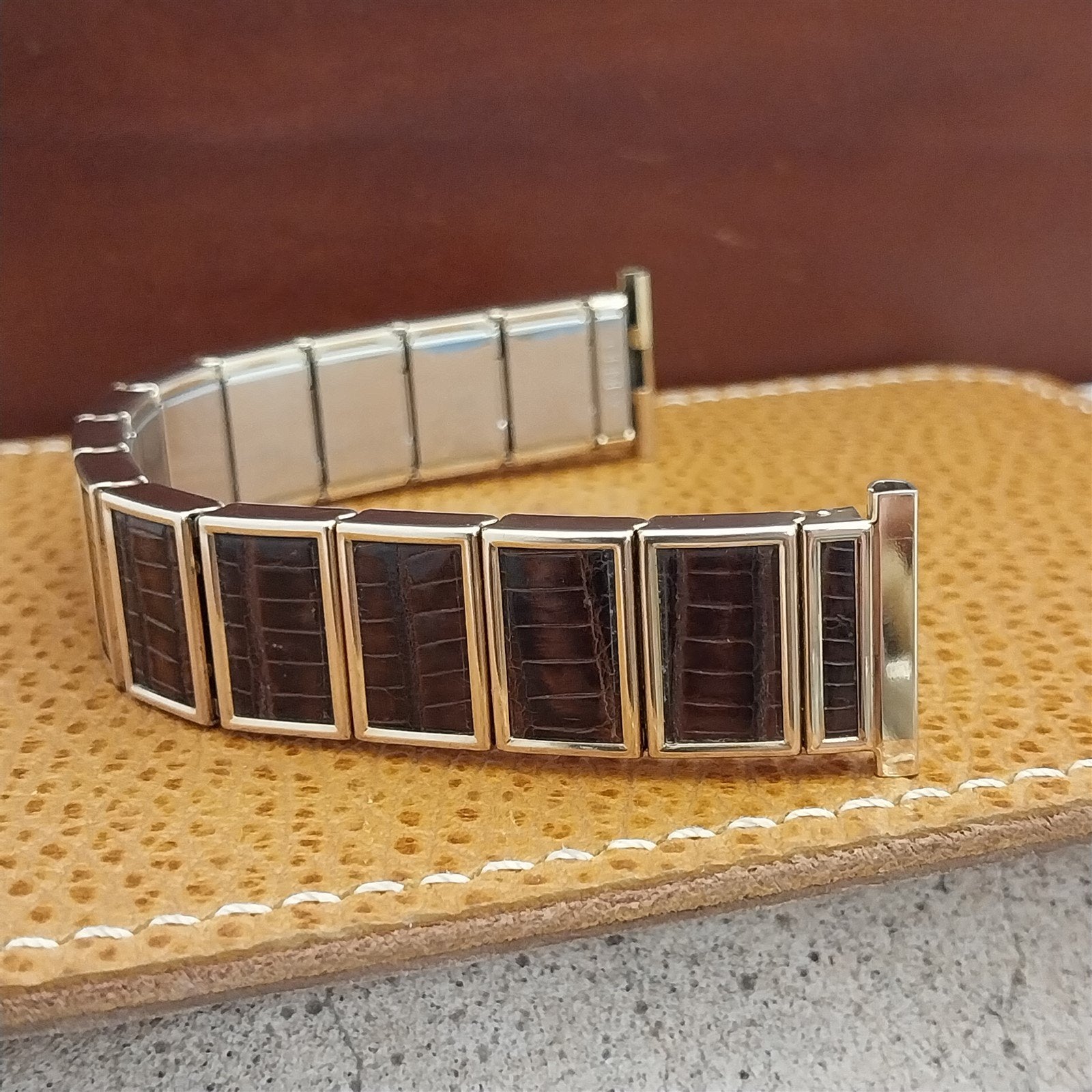 Gold Filled & Alligator Classic Gemex Classic Unused 1950s Vintage Wat ...