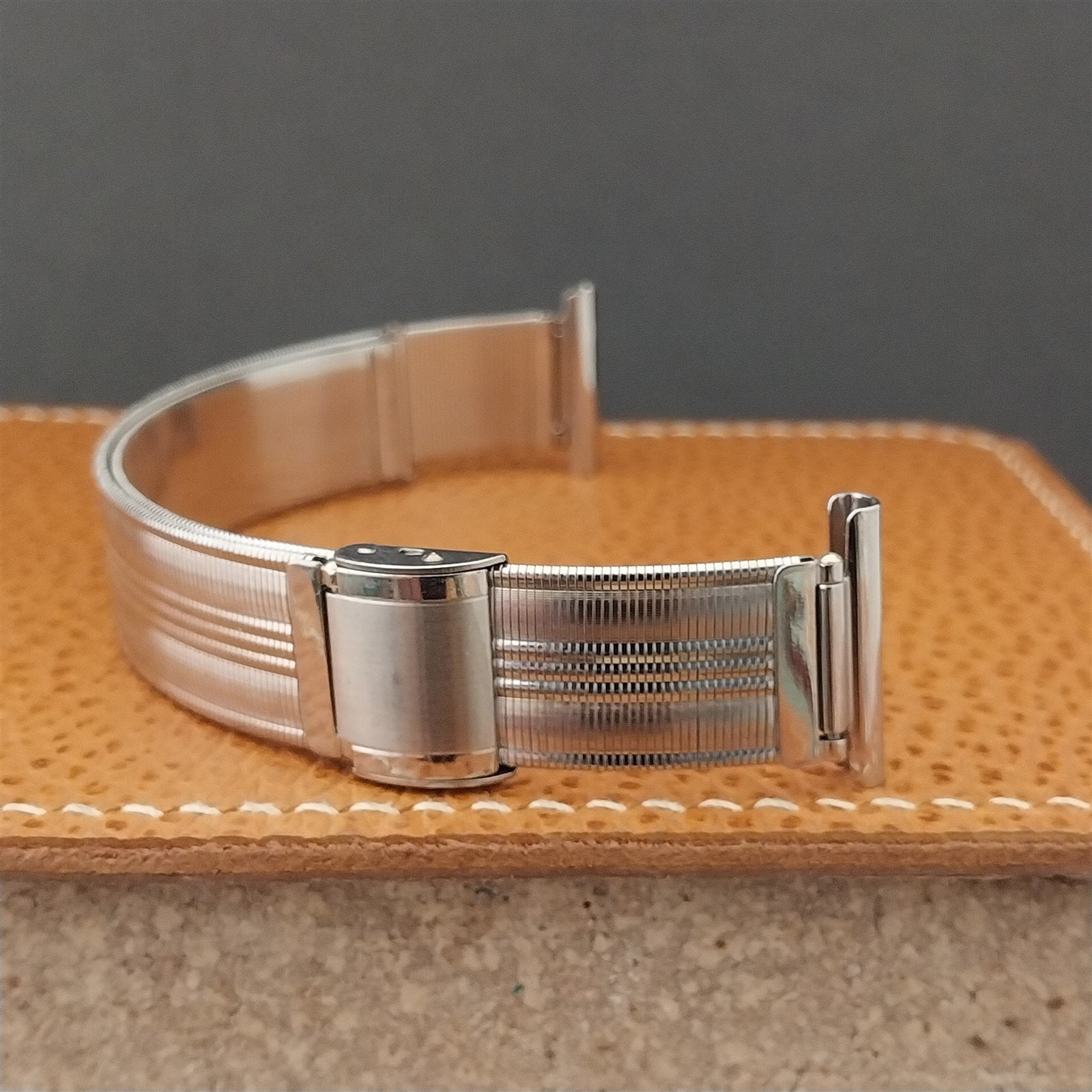 20mm 19mm Stainless Steel Classic Overlap Unused 1950s Vintage Watch B ...