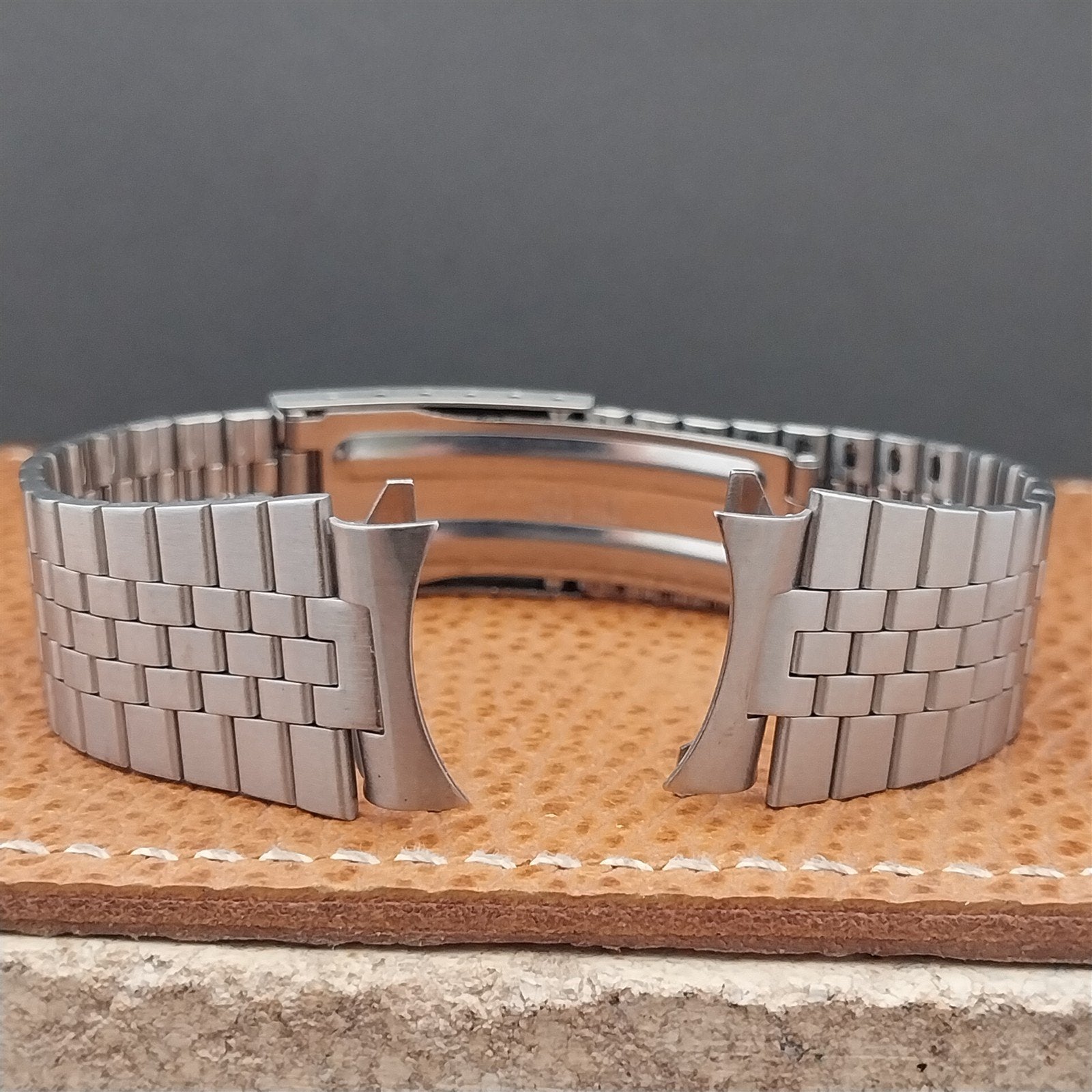 Lorus Quartz LQ 18mm Flared Stainless Steel Unused Vintage Watch Band ...