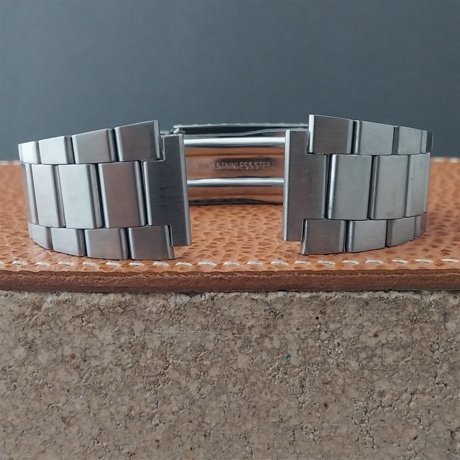 Vintage 18.4mm Flared Stainless Steel nos Unused Classic Watch Band ...